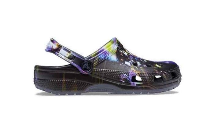 5 Rekomendasi Crocs Sandal Untuk Pria Dewasa